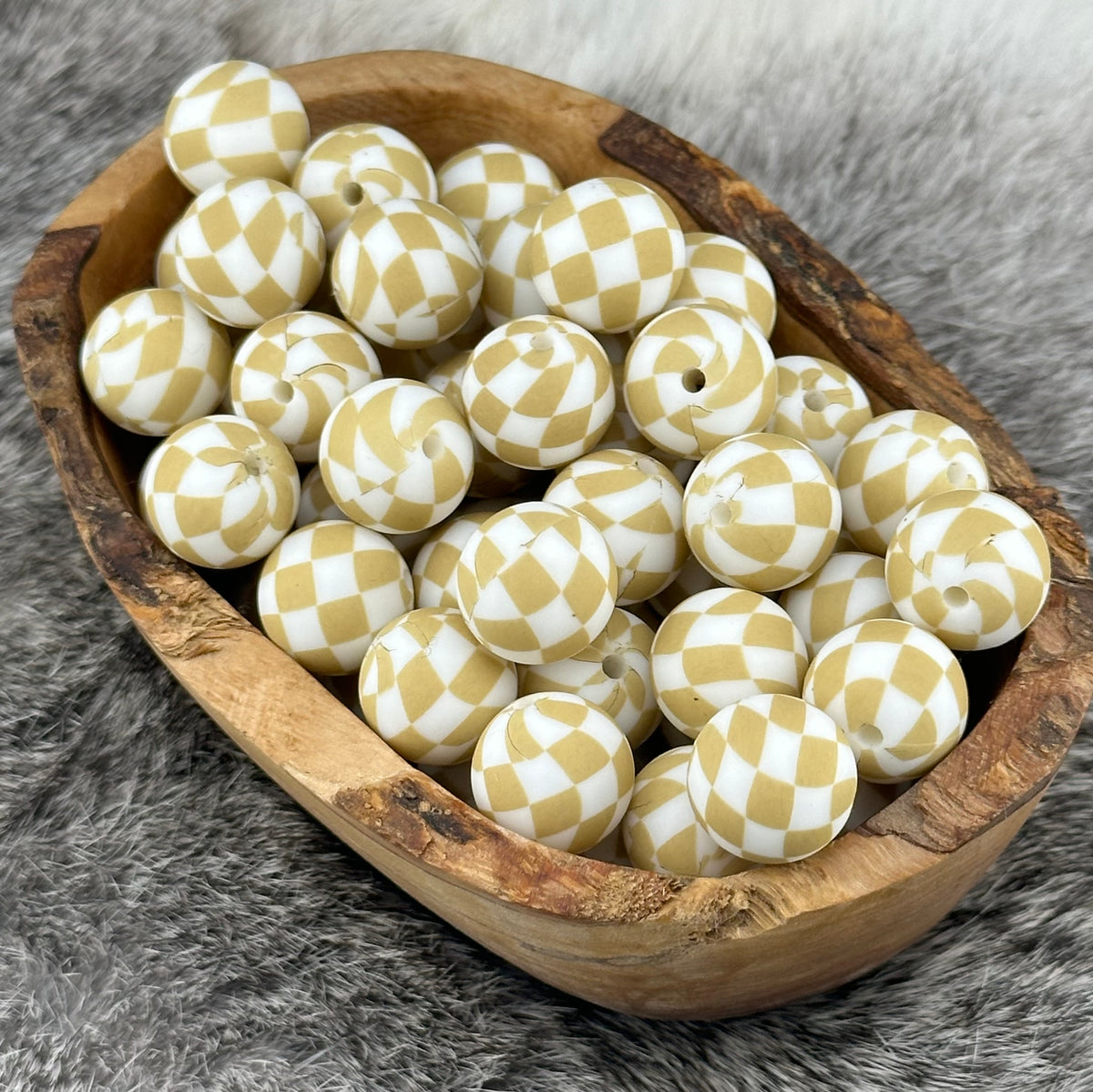 15-171 Tan & White Checkered 15mm Silicone Bead (Murphy & Co Exclusive ...