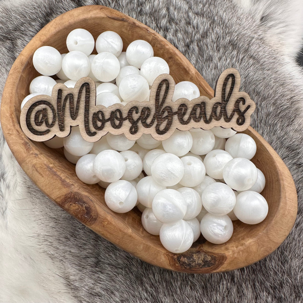 15-208 White Pearl 15mm Silicone Bead – Platinum Moose Beads and Supplies